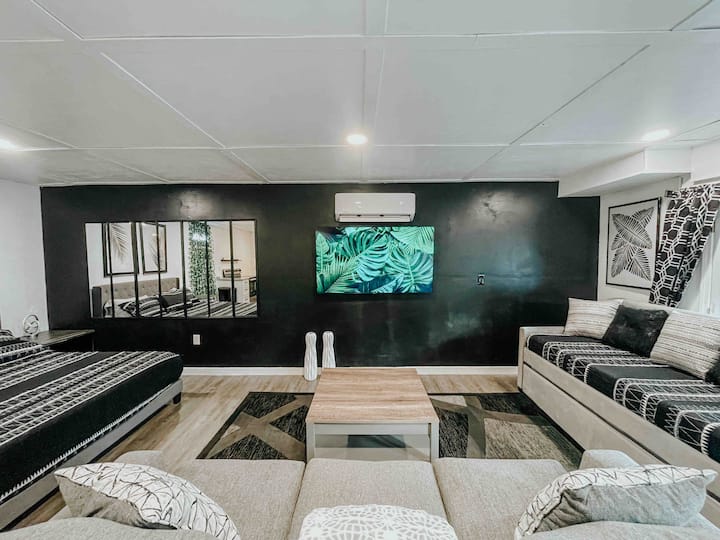 Premier Palm! Luxurious Rainfall & Outdoor Shower! - Wrightsville Beach, NC