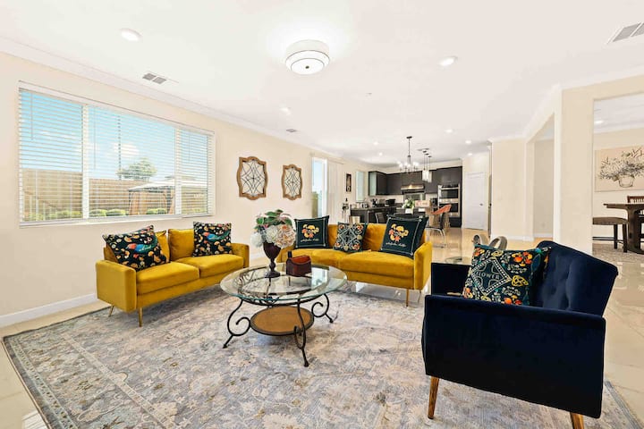 Spacious Comfortable 6bd/8beds/famliy/group - Ontario, CA