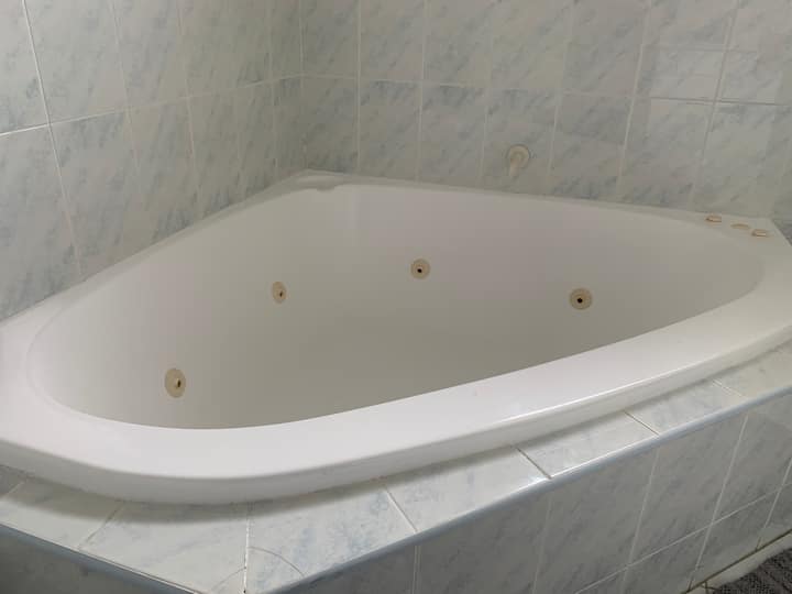 Budgewoi Bungalow - Toukley