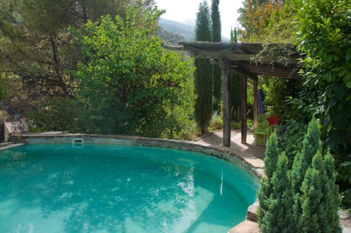 La Casita Con Piscina Privada Frente A La Cascada - Huelma