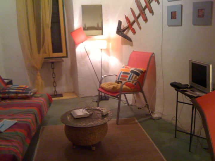 Maison Médiévale Au Cœur Du Village - Sauve