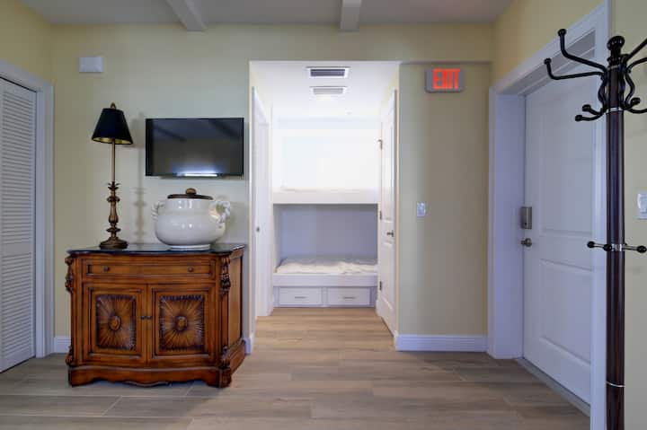 Windsong 1 Sand Between Your Toes - Indian Shores, FL