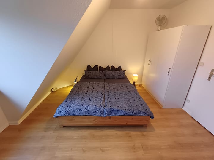Live Like A Local On A Top Floor In Berlin - Berlin