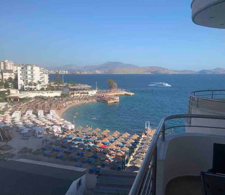 Sea View Apartment!private Beach!4.5 - 사란더