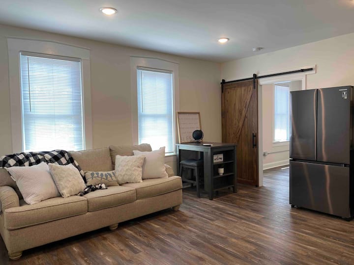 Brand New Apartment With Off Street Parking 1 - 랭커스터