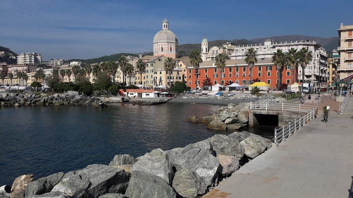 Un Terrazzo Urbano Fra Mare E Colline - Genoa