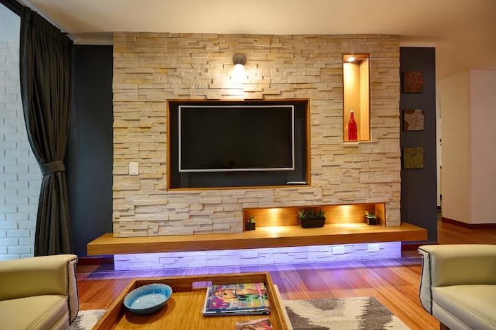 Peaceful Provenza Oasis With Balcony & Water Sound - Medellin, Antioquia, Colombia