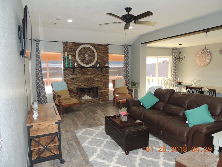 Cozy Family Home - Corinth, TX
