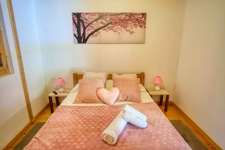 Casinhas Do Campo-casa De Madeira - Paredes de Coura