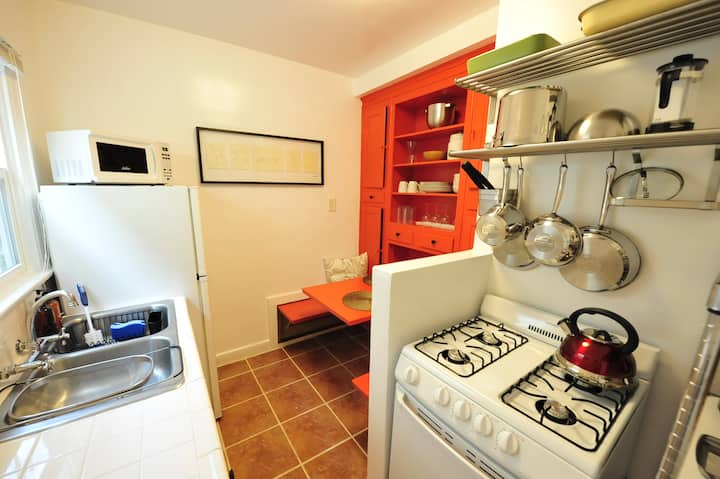 Stayinla Private Rental 2b - West Hollywood, CA