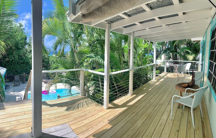 Aqua Bay Villa #4~azul La Mer~1 Br~ocean View~pool - Cruz Bay