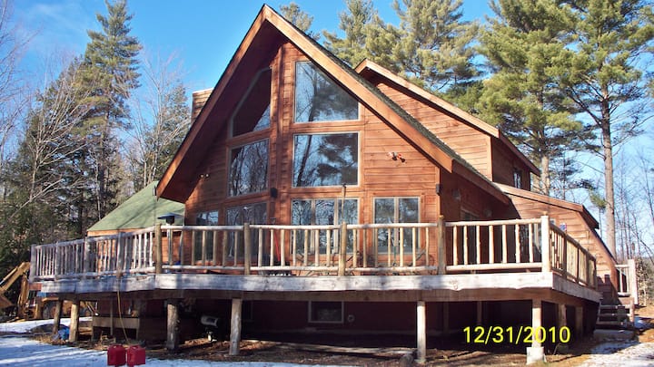 Lake George Adirondack Stye House - Adirondack, NY