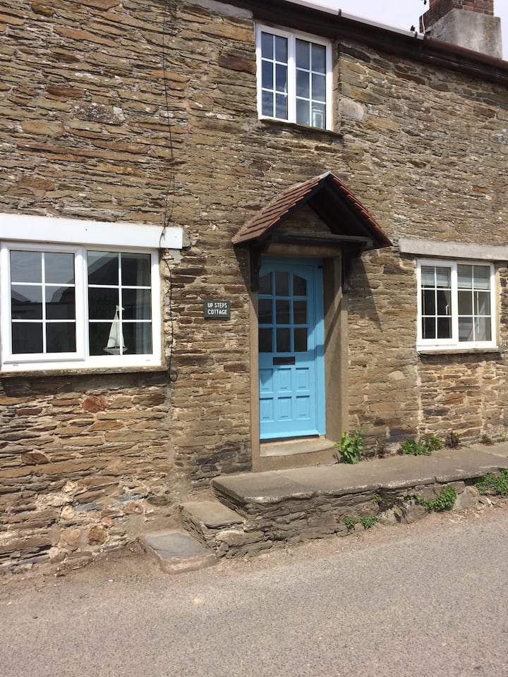 Up Steps Cottage, West Charleton.tq7 2ah - Kingsbridge