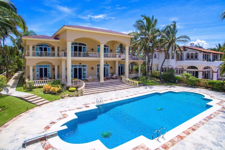 Luxury Beachfront Villa “Casamar” - Nuevo Vallarta