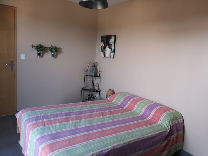 Charlieu Chambre à Louer 1 - Charlieu