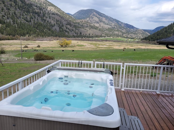 Huge House- Hot Tub - Massive Ranch -Wildlife - Houses for Rent in ...