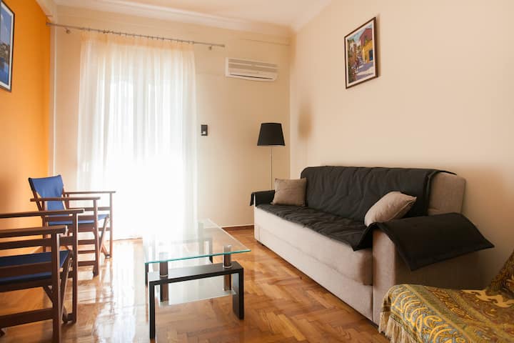 Athens Apartment Near Acropolis - Athens
