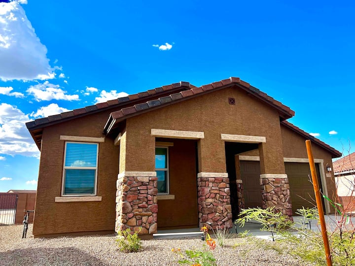One Story Home 4bd Near Golf - Marana, AZ