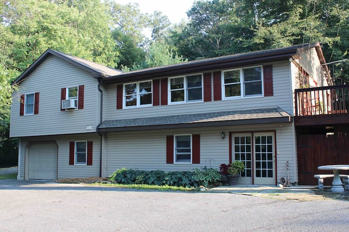 New Beautiful Secluded Home In Country Setting - Weiser State Forest, Pine Grove