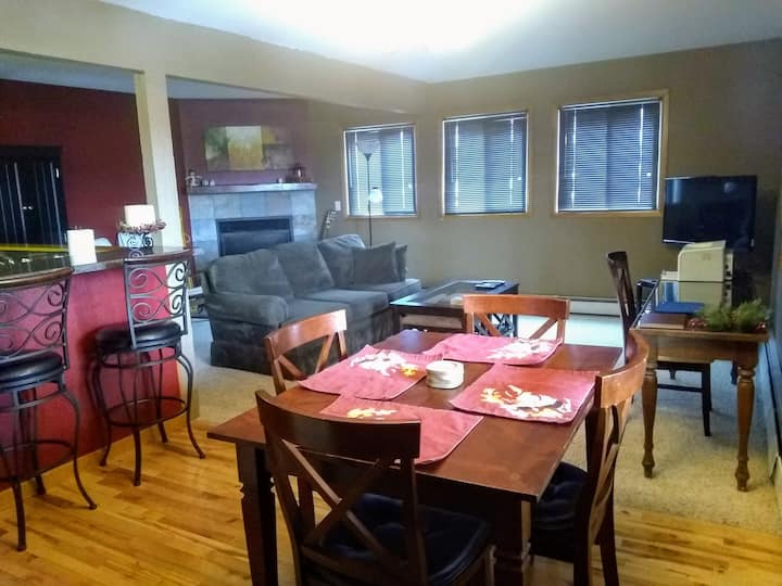 Singles, Couples And Family-friendly Near Resorts - Silverthorne, CO