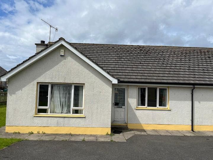 3 Bedroom House Close To Town And Beaches - Bundoran