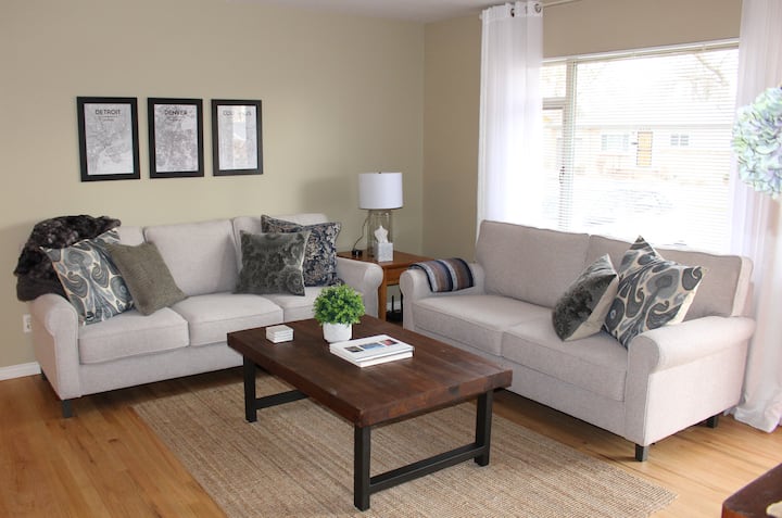 Newly Renovated 3 Bd/3 Bath - Arvada, CO