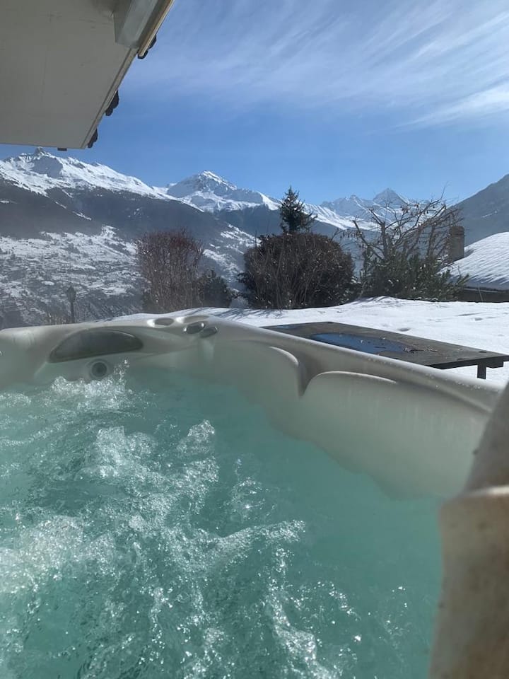 Chalet The Nest: Charm, Views, Ski,jacuzzi & Sauna - Thyon