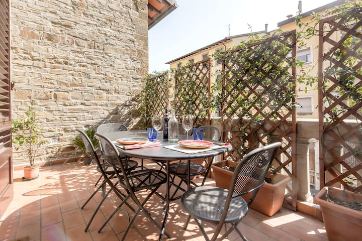 Wonderful Balcony In Florence - Florenz