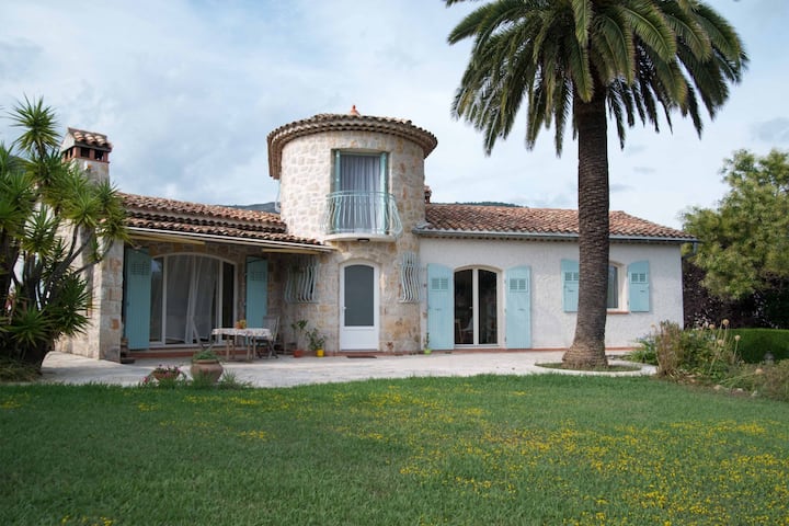 Jolie Villa Paisible - Tourrettes-sur-Loup