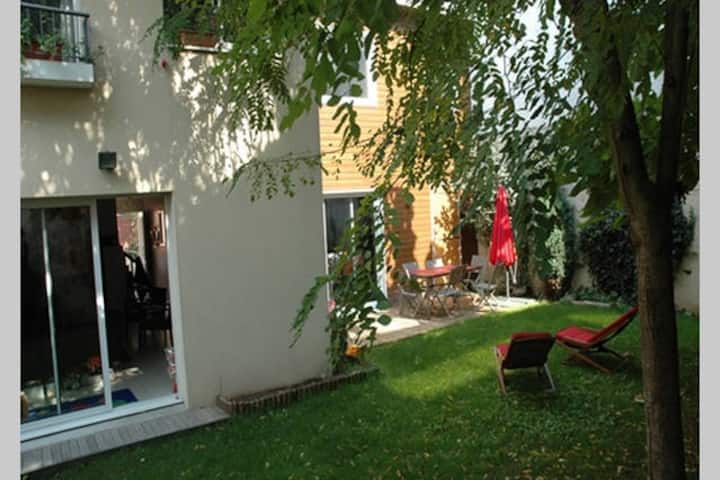 Center Of Nantes, City House & Garden For Families - Nantes