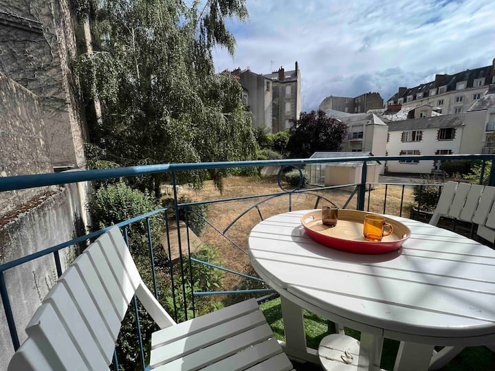 Centre Ville / Graslin - Calme Balcon - Style ‘70 - Ibis Styles Nantes Centre Place Graslin
