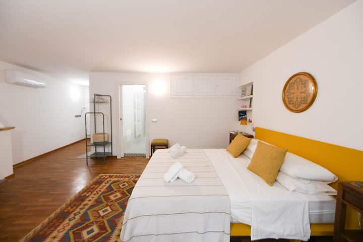 Giallo Luxury Apartment Rome - Rome