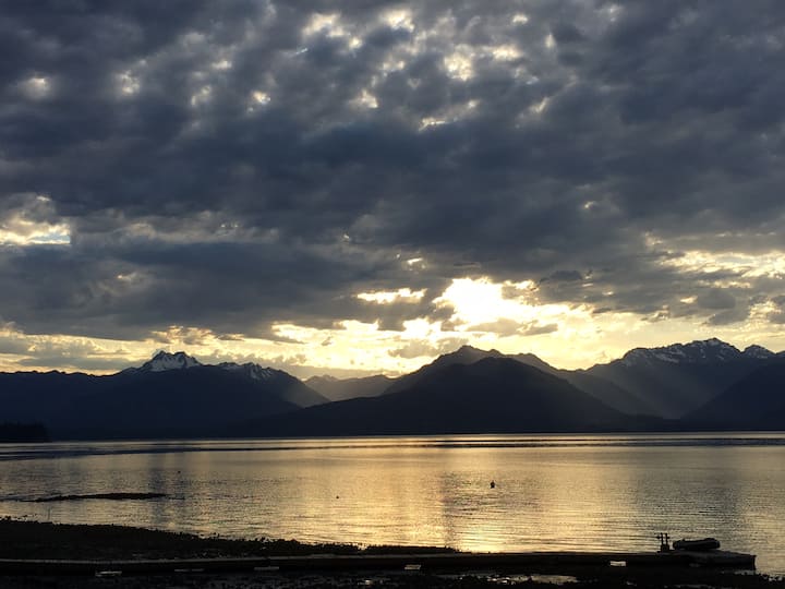 Seabeck/hood Canal Waterfront!!! - Silverdale, WA