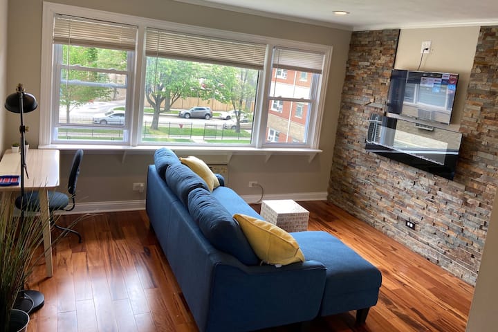Newly Updated 1bd/1b In Old Irving Chicago! - Bowmanville - Chicago