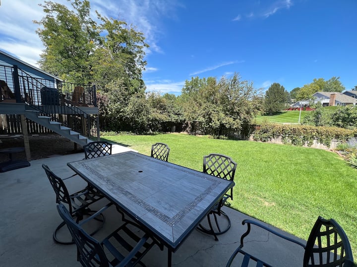 Willow Creek Wonder!  2-king+2-queen Bd 3 Full Ba! - Highlands Ranch, CO