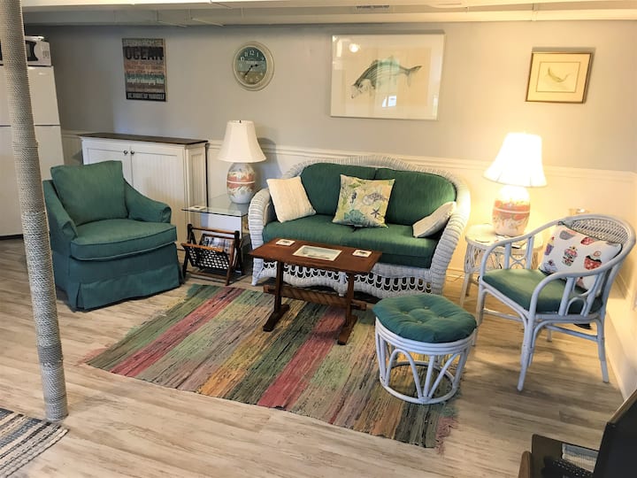 Peaceful Apartment, Near Harbor! - Barnstable, MA