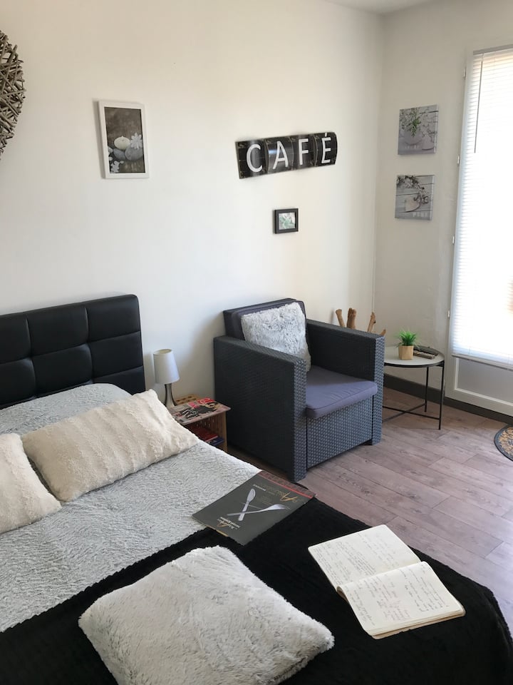 Studio1 Terrasse & Piscine à 2,5 Km Du Parc ! - Poitiers
