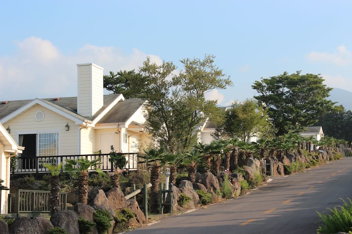 30평b 제주시내 10분 중산간 독채 펜션 - Jeju-si