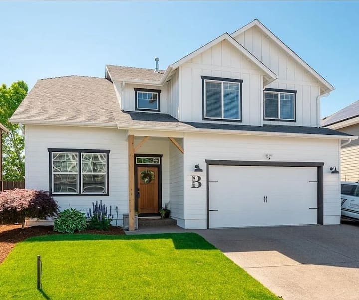 Beautiful Modern Farmhouse - Willamette Mission State Park, Gervais