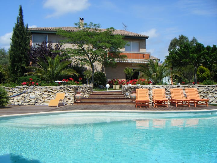 Le Domaine De Charline De 1 à 35 Personnes - Revel