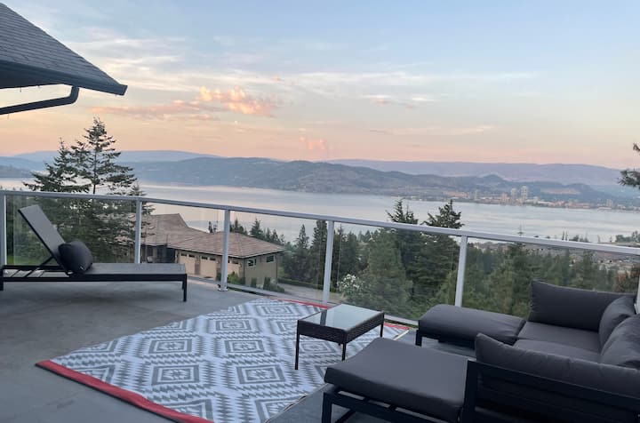 Lake Views Beach Home(6 Mins To Downtown)bl# 10232 - West Kelowna