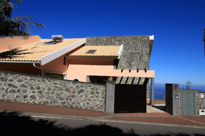 Paradise Ocean View C By Analodges - Porto Moniz