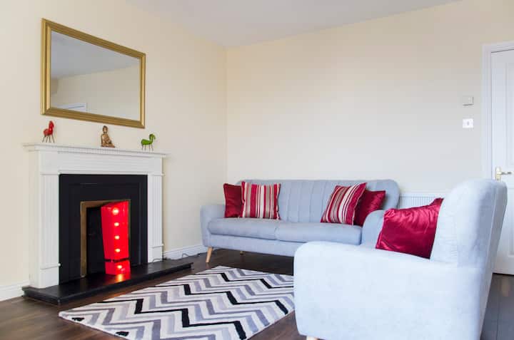 Great City Centre Location - Dún Laoghaire