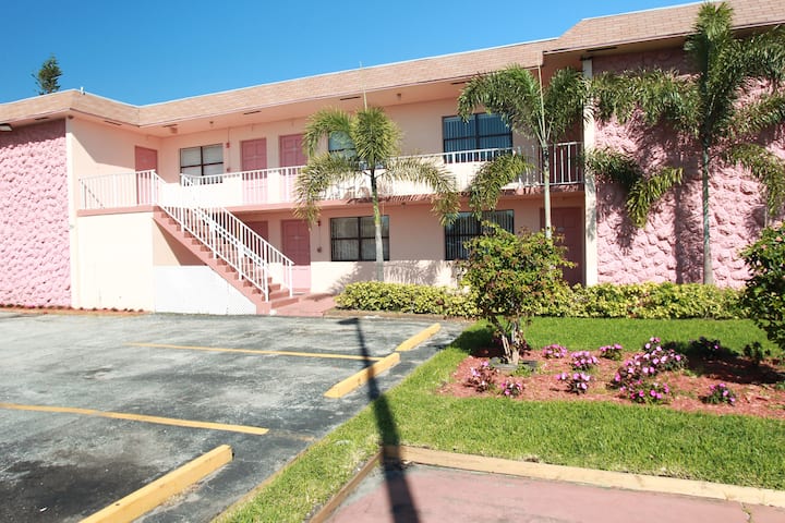 Mary Pop Apartments #201, 2/1 Sleeps 5 - Aéroport de Fort Lauderdale-Hollywood (FLL)
