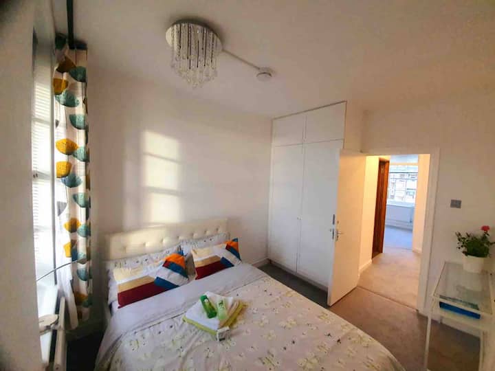 Holland Park Double Room - London