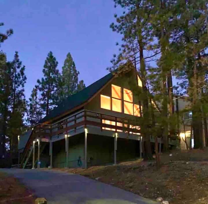 The Cozy Chalet - Big Bear Lake, CA