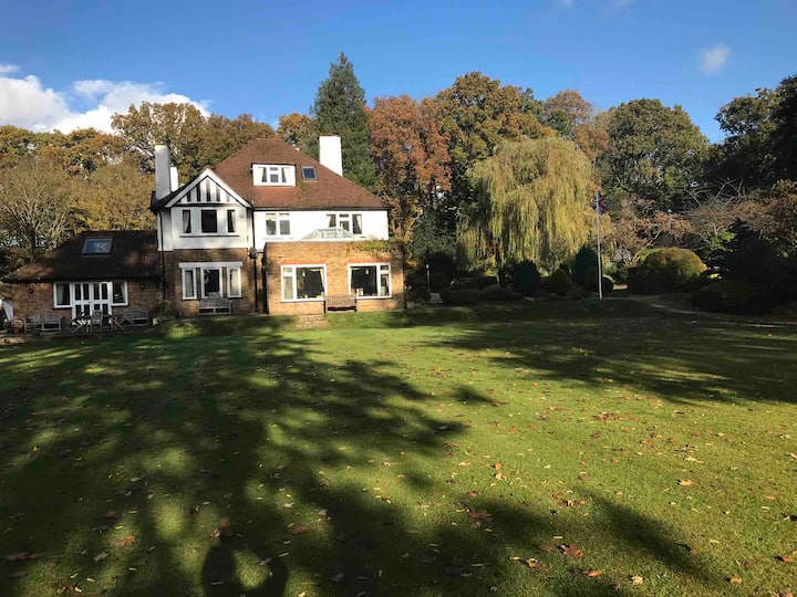 Small Double Bedroom In Beautiful Country House - Hemel Hempstead