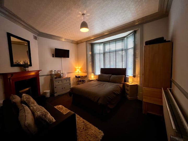 Cosy Room 4 Min Walk To Station. R1 - Darlington