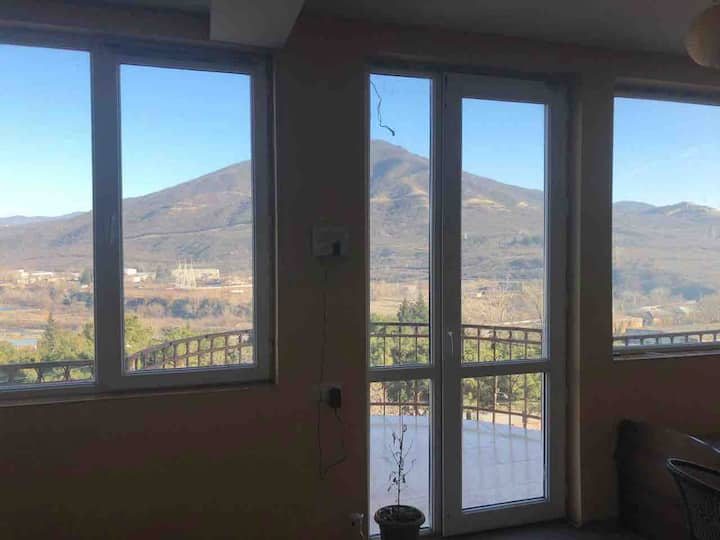 Mckheta Mountain View  Estate 🏡 ❤️ - Georgia