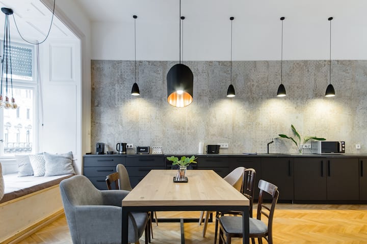 Hip, Designer Apartment In The Heart Of Budapest - Budapest